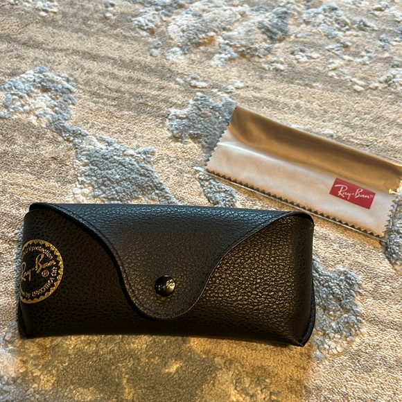 Ray-Ban | Accessories | New Original Rayban Case Black And Gold Velvet ...